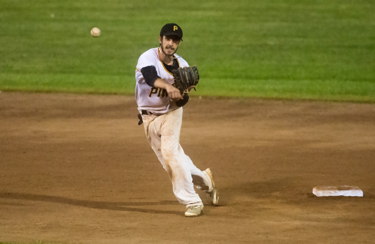 Les Pirates s'inclinent en finale junior AA - Courrier Laval