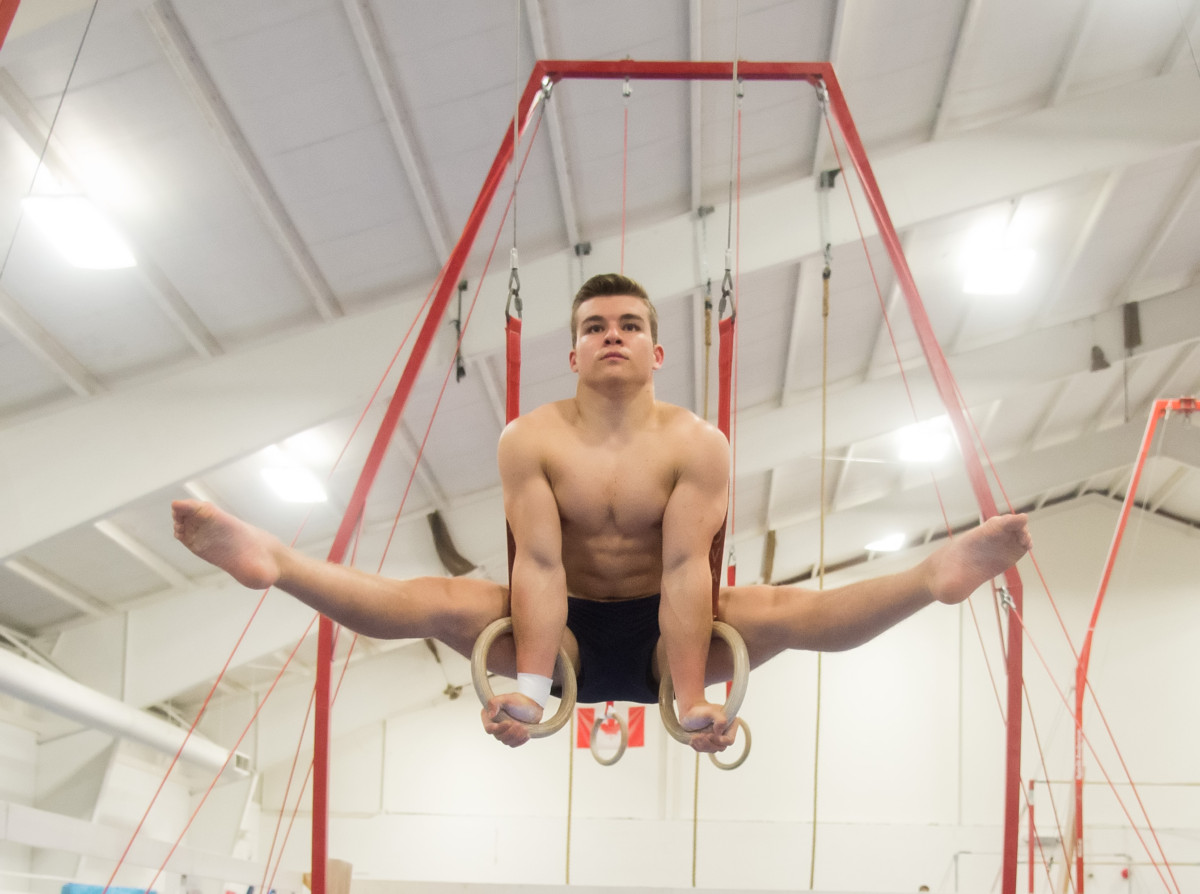 William Émard brille au pays du Soleil levant - Courrier Laval