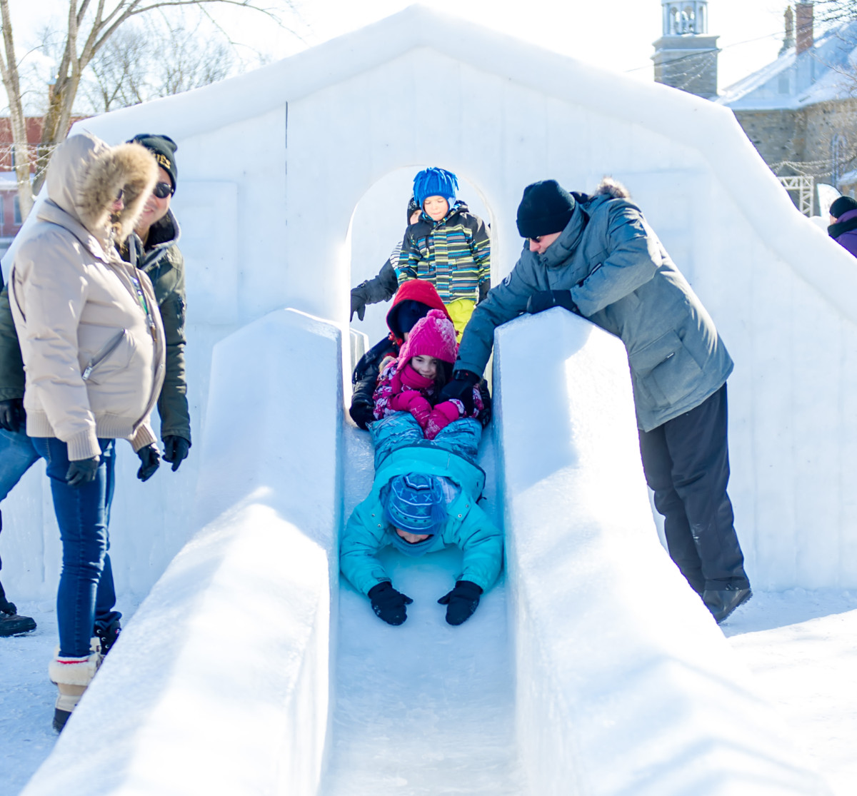 Laval en blanc se transporte au parc des Prairies - Courrier Laval