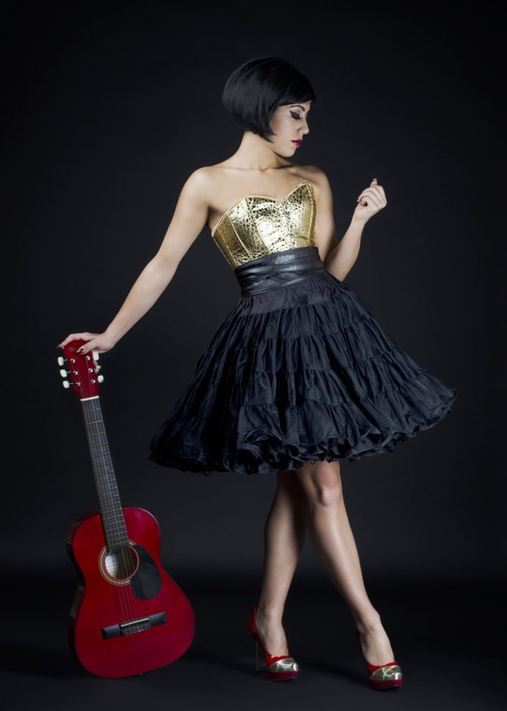 Sally Folk en toute intimité à la MDA - Courrier Laval