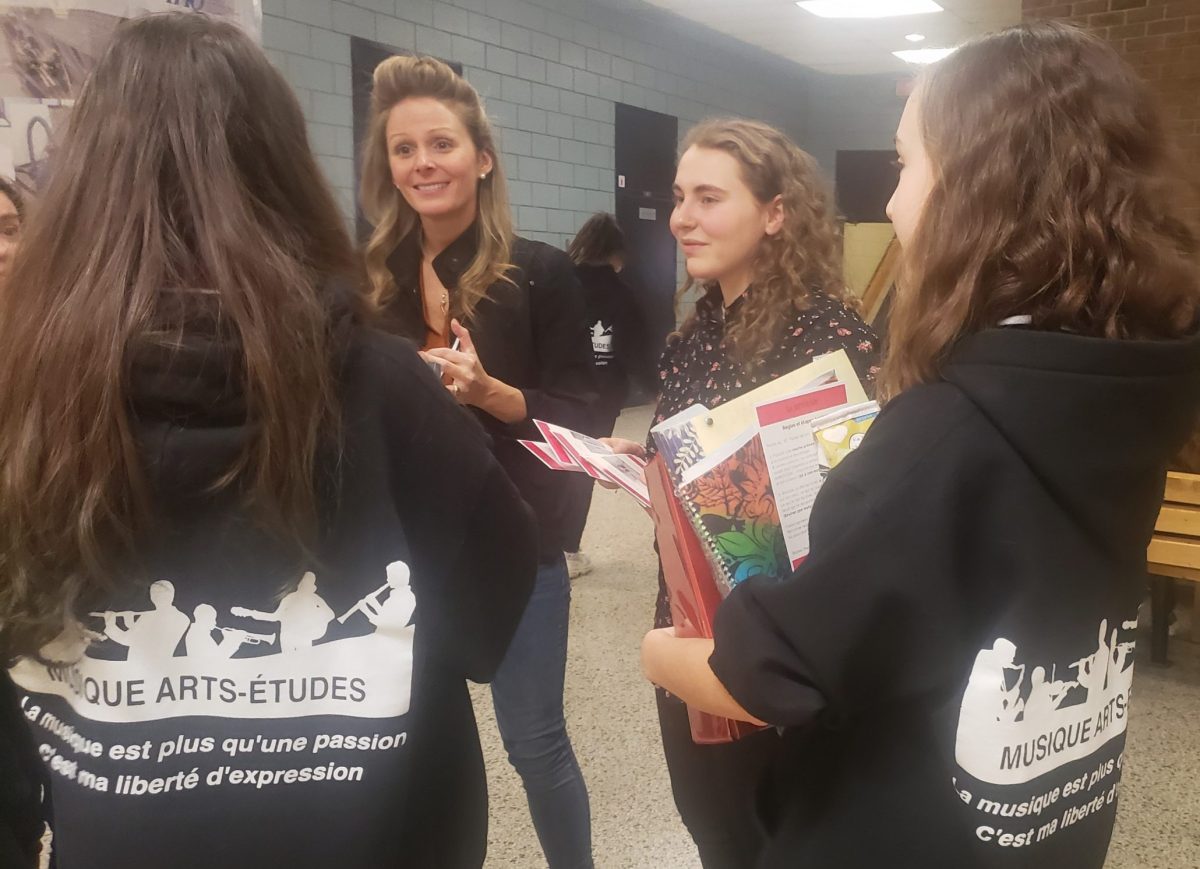 Pour améliorer l’estime de soi des élèves lavalloises - Courrier Laval