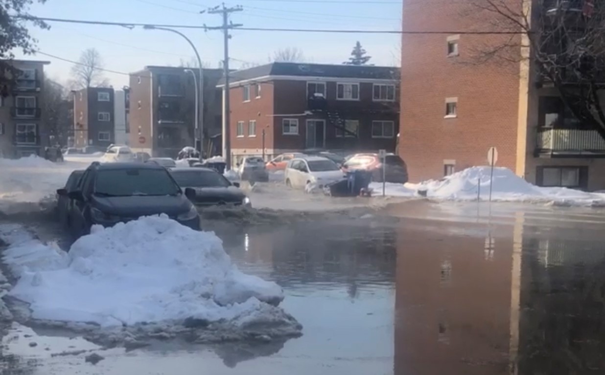 Bris et inondation dans Laval-des-Rapides - Courrier Laval