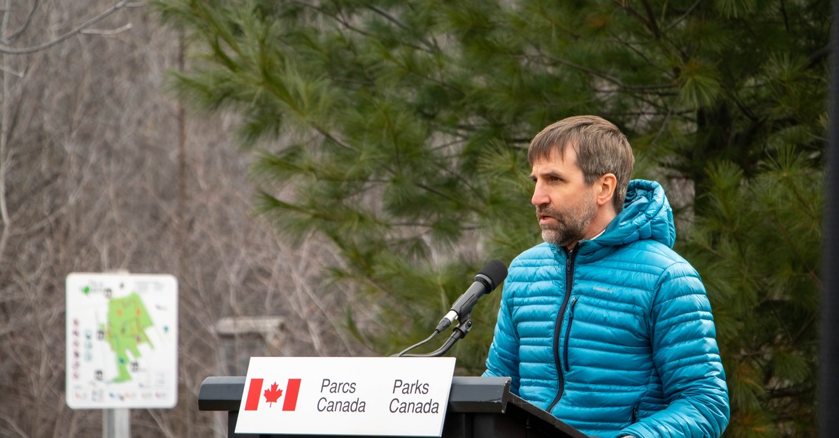 Steven Guilbeault lance un programme national à Laval - Courrier Laval