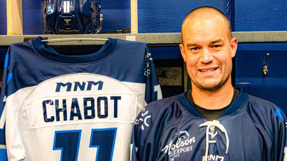 Les Pétroliers complètent une grosse transaction - Courrier Laval