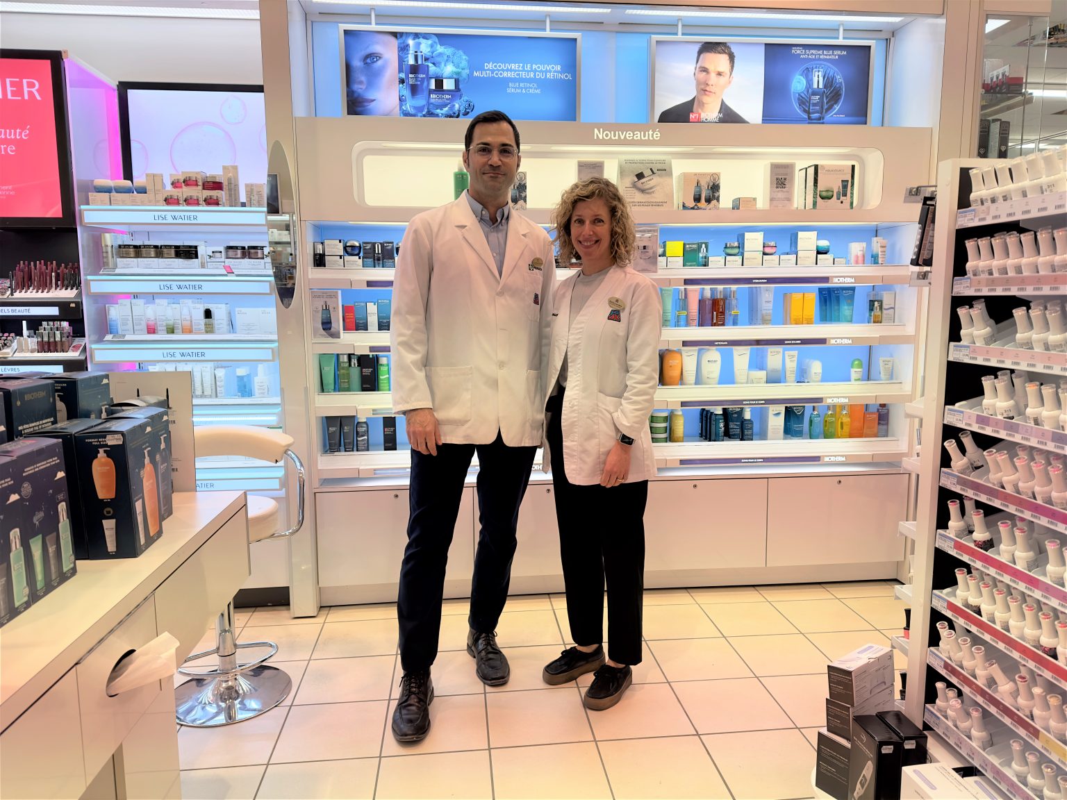 Nouveaux propriétaires pour le Jean Coutu de Vimont - Courrier Laval