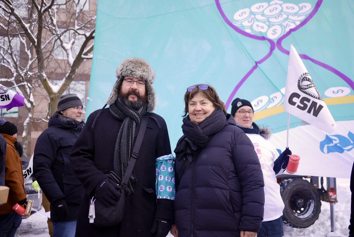 Manifestation pour une équité salariale toujours attendue Courrier Laval
