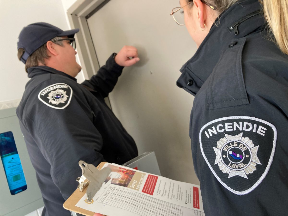 Incendie majeur à Vimont: les pompiers de Laval en mode prévention