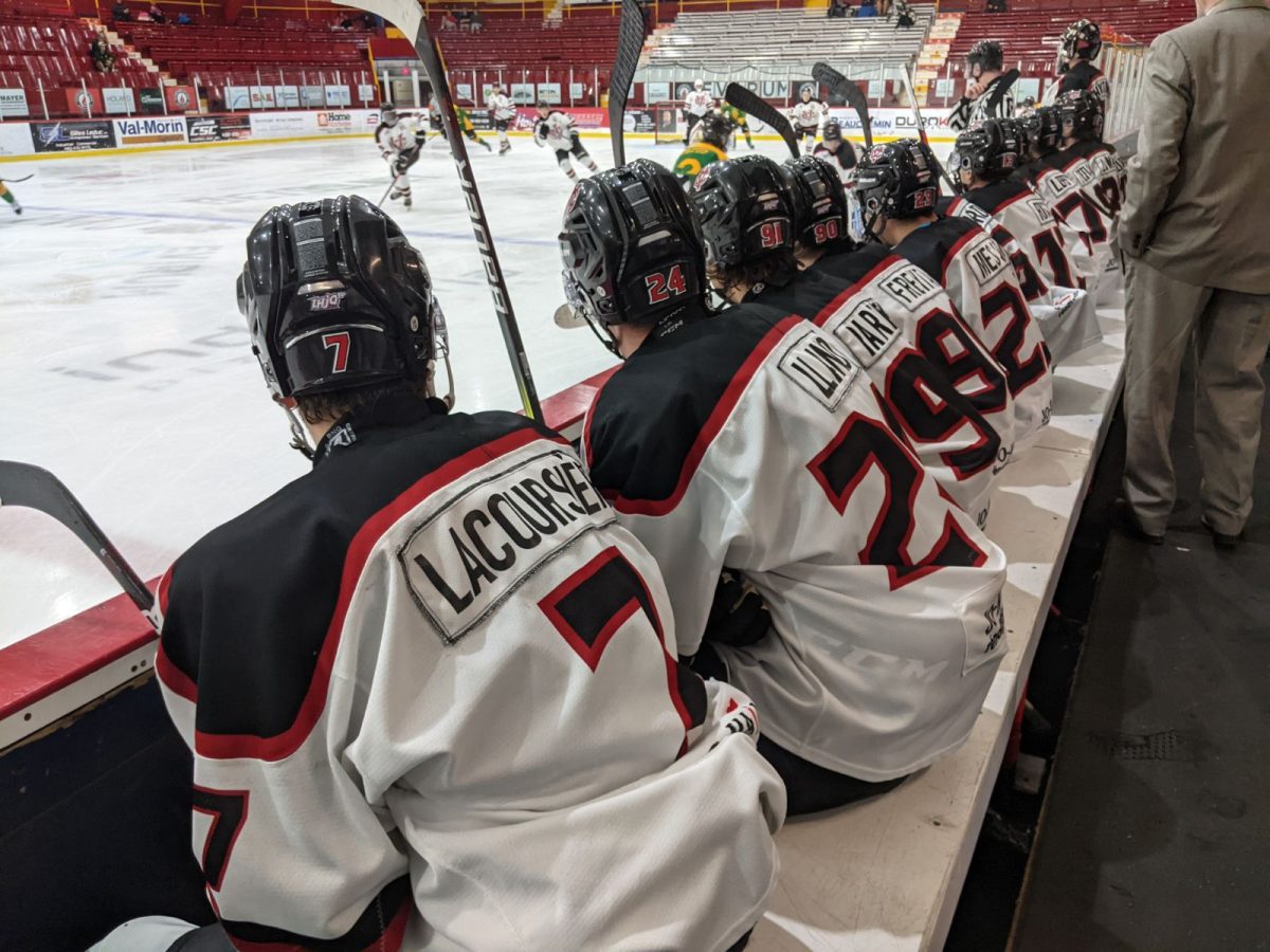 4 buts et 5 points pour Charbonneau dans la victoire du VC