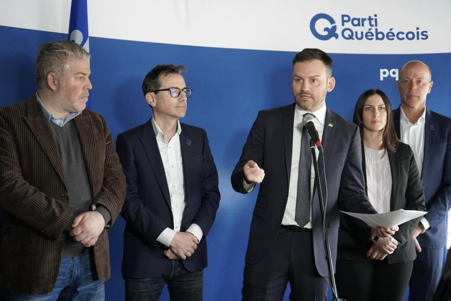 Le Parti Québécois propose un plan pour les médias d'information