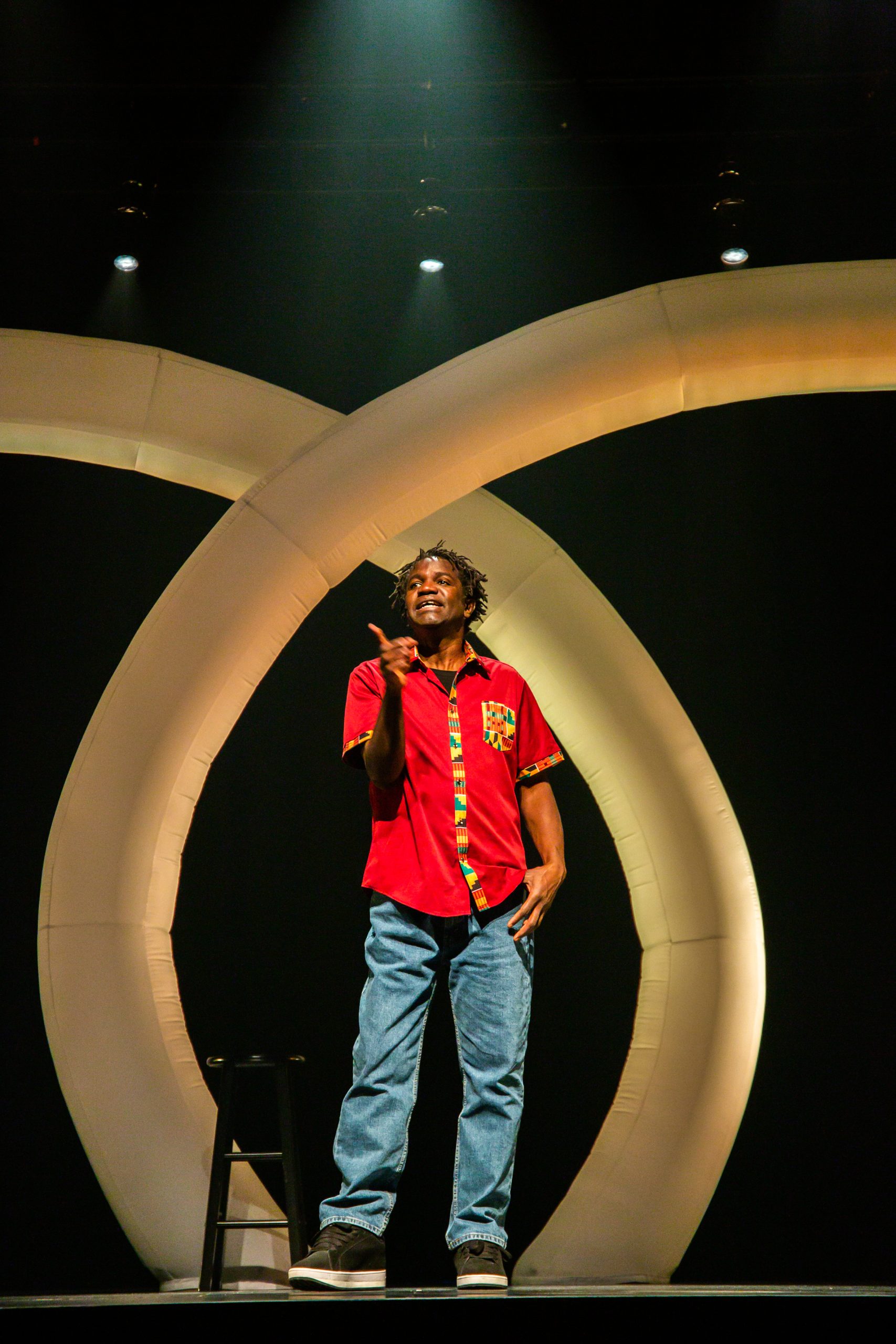 Le nouveau spectacle de Boucar Diouf arrive à Laval