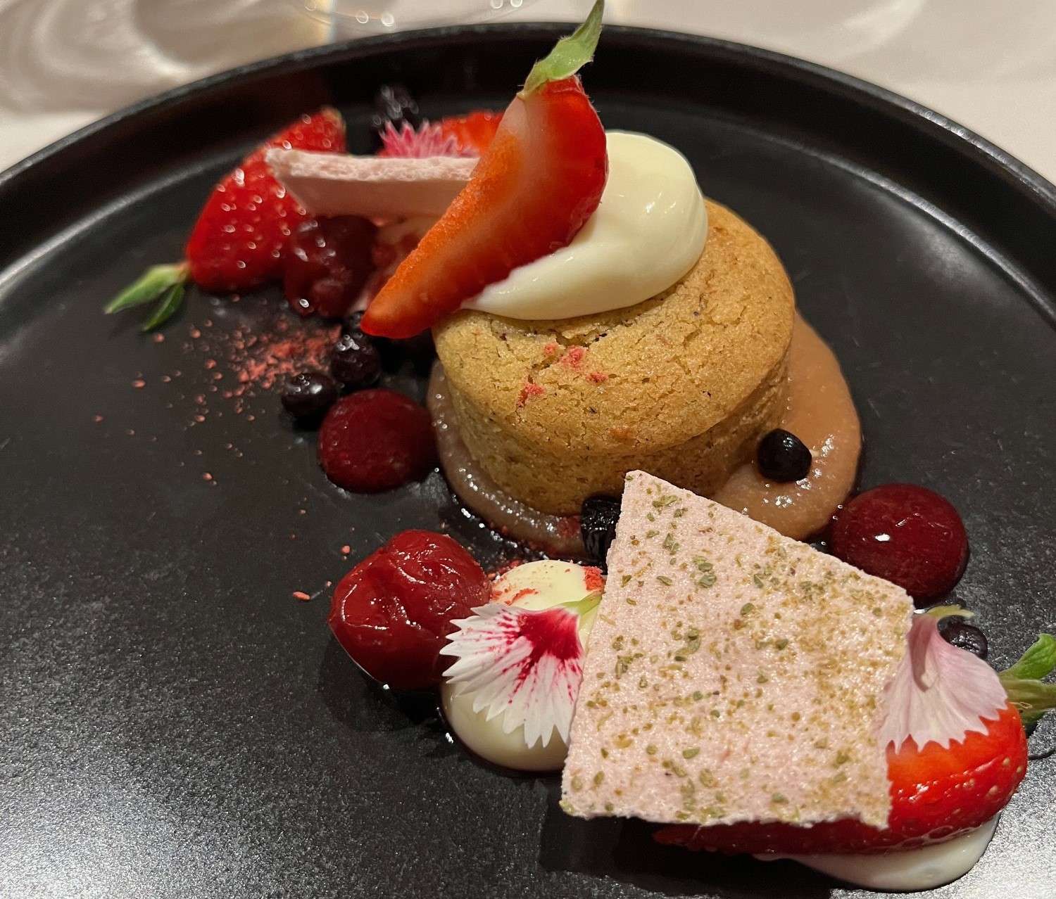 Nouveau Strøm Spa et sa nouvelle table à Saint-Sauveur