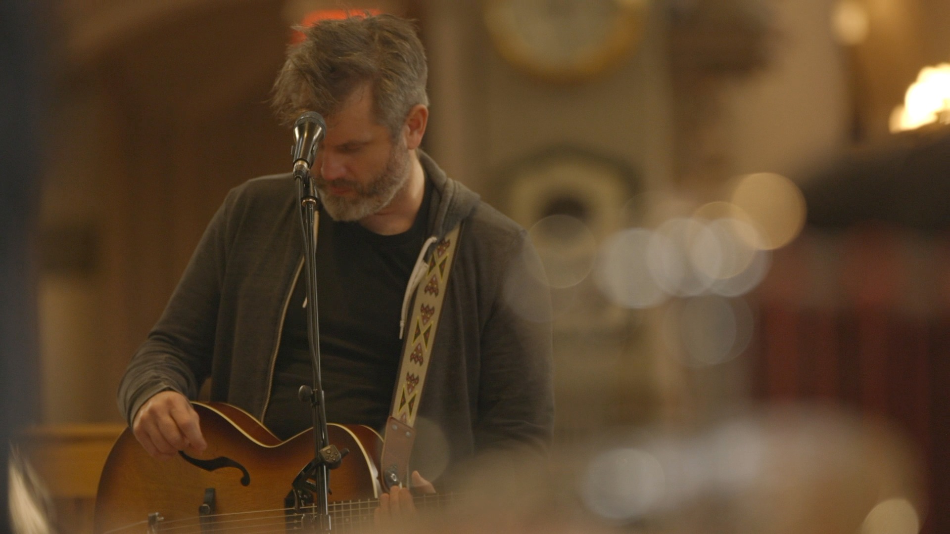 Ian Kelly amène son Folk-Orchestre à Laval - Courrier Laval