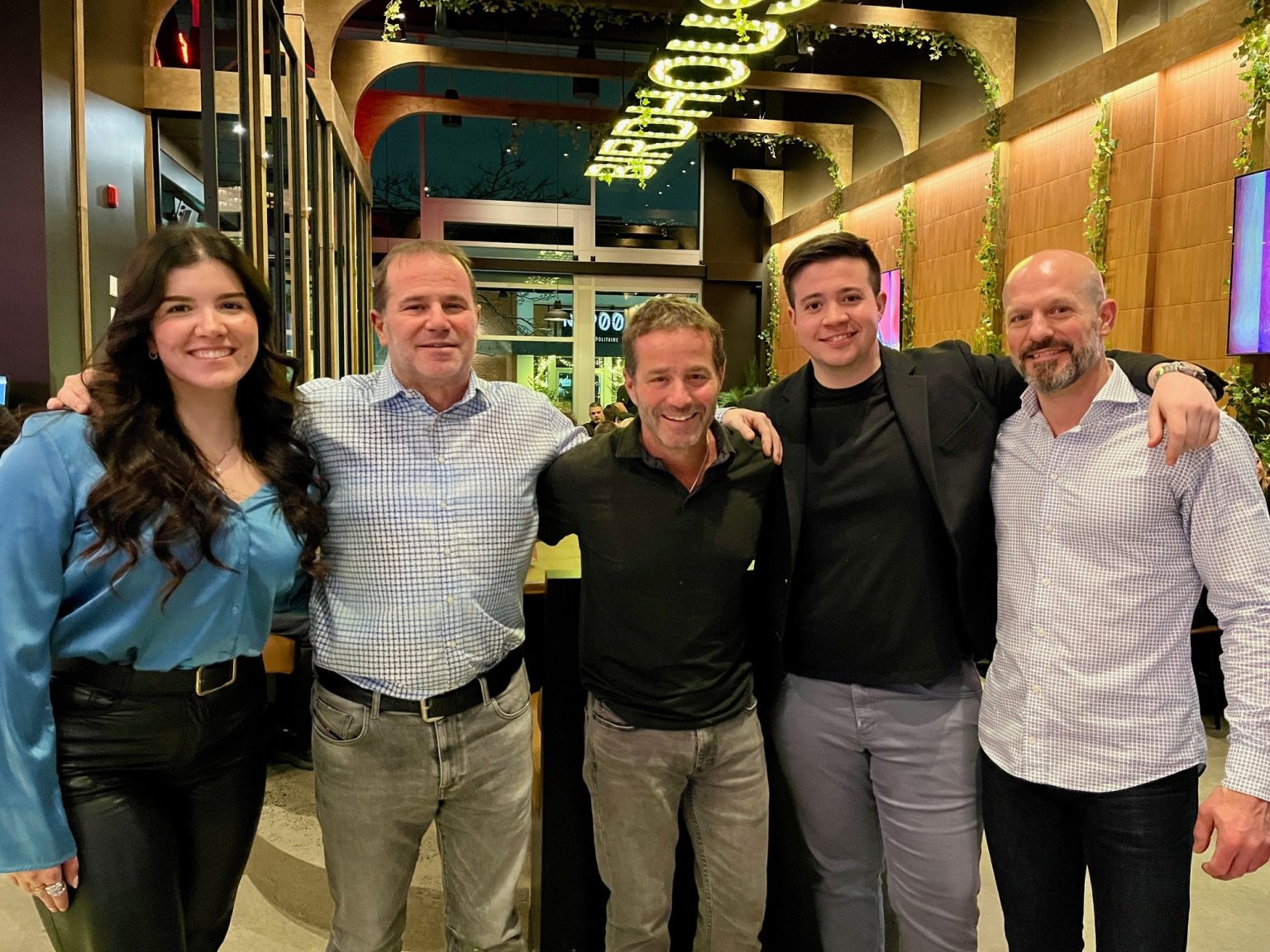 Ailes de poulet en vedette au nouveau restaurant Birdhouse de Centropolis