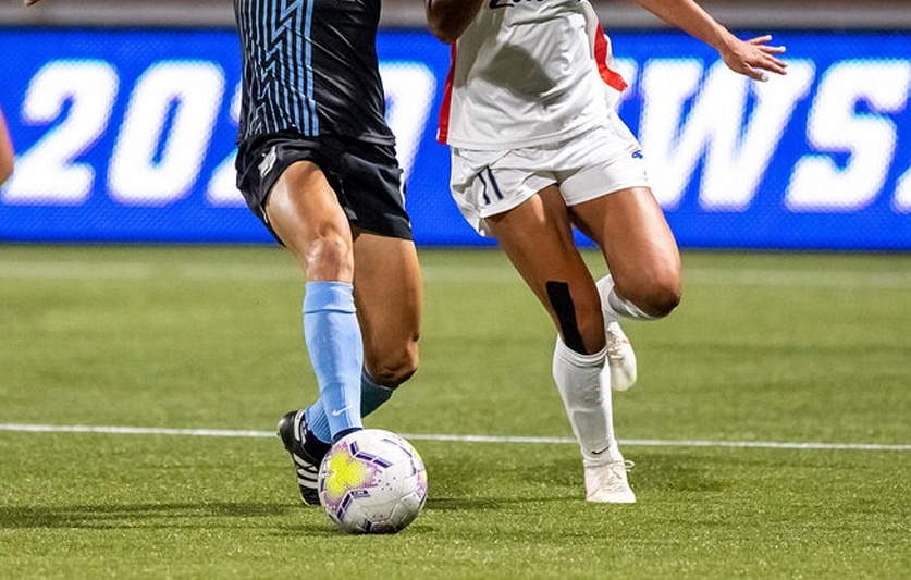 Deux anciennes de l'AS Laval avec l'équipe nationale U17