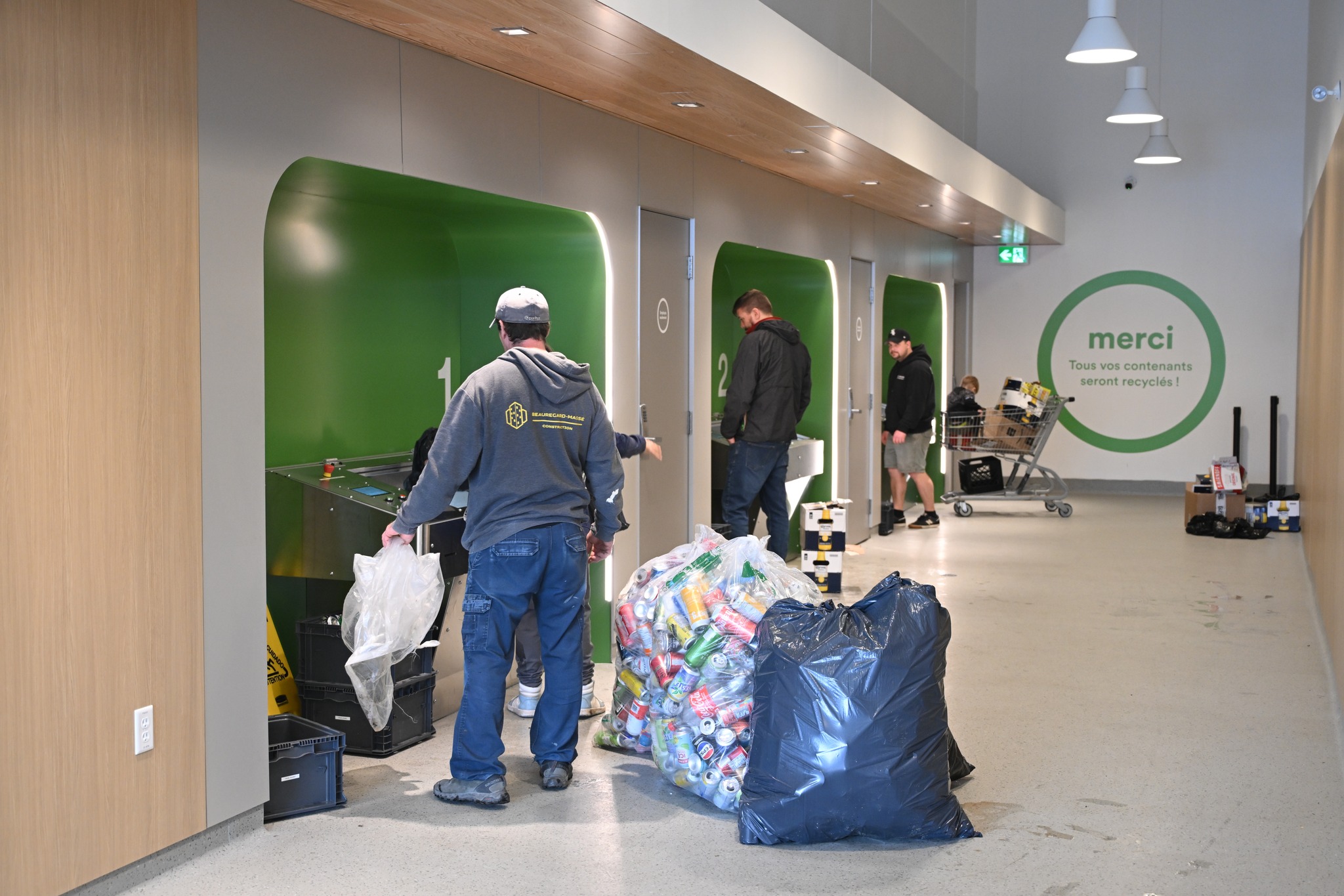 Consigne: nouveau lieu de retour à Laval - Courrier Laval